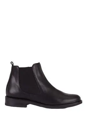 MENINA STEP Sierra Leather Bootie - Black