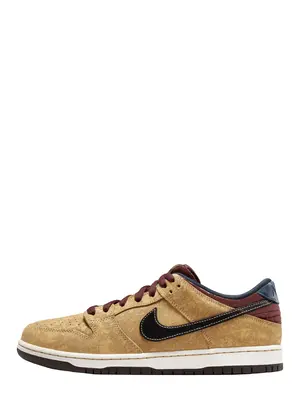 Nike Dunk Low Pro Skate Shoes - Brown