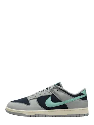 Nike Dunk Low Retro Premium Sneakers - Grey