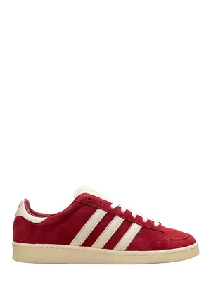 Adidas Jabbar Low Top Sneakers - Team Power Red 2/cream White/gold Metallic