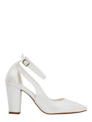 FOREVER & ALWAYS SHOES Colette Pointed Toe Block Heels Ivory