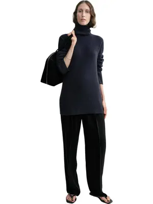 TOTÊME Cashmere Turtleneck Navy