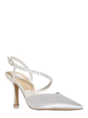 Dolce Vita Kamra Embellished Pumps - True White