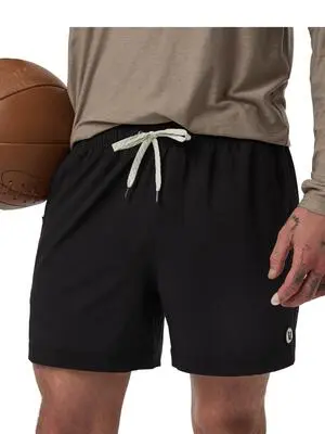Vuori Kore Shorts 5 Unlined - Black