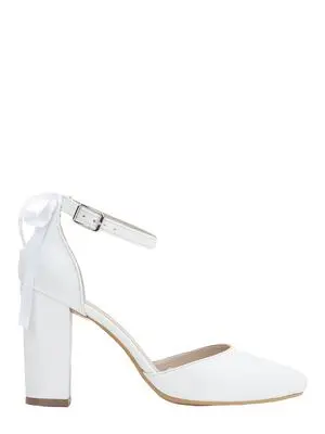 FOREVER & ALWAYS SHOES Jolie High Block Heels With Ribbon - White