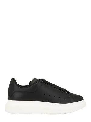 Alexander McQueen Oversized Sneaker - Black