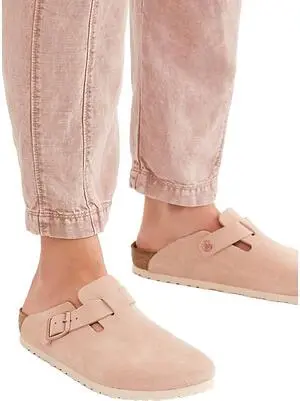 BIRKENSTOCK Boston Slip-On Clogs Light Rose