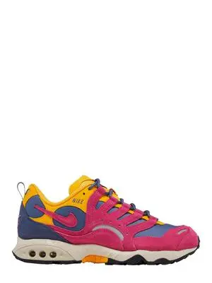 Nike Air Terra Humara Sneakers - Pink