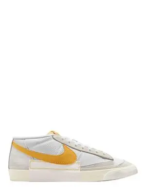 Nike Blazer Low Pro Club Sneakers - White