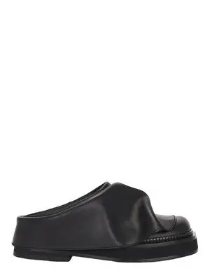 Attico Mini Robin Sabot Flat - Black
