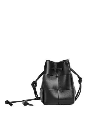 Bottega Veneta Drawstring Cassette Mini Intreccio - Black