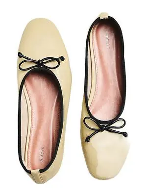 Maeve Bowed Ballet Flats - Cream / Black