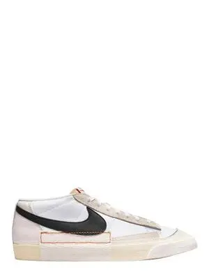 Nike Blazer Low Pro Club Sneakers - White/beach/summit White