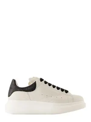 Alexander McQueen Oversized Leather Sneakers - White