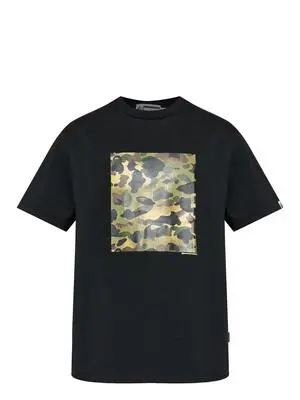 A BATHING APE T-shirt With Logo - Black