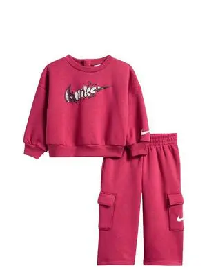 Nike Essential Sweatshirt And Cargo Pants Set - Sweet Beet