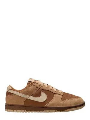 Nike Dunk Low Sneakers - Brown