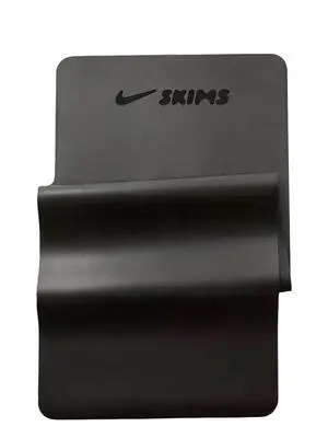 SKIMS X Nike Logo Yoga Mat - Black