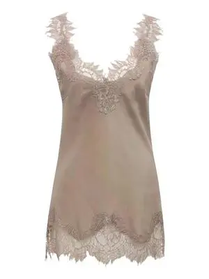 GOLD HAWK Megan Lace-Trim Top