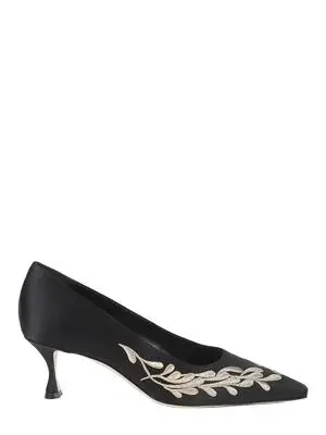 Manolo Blahnik Embroidered Pointed-toe Pumps - Black