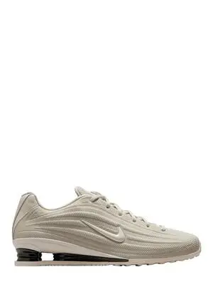 Nike Shox Z Sneakers Cream