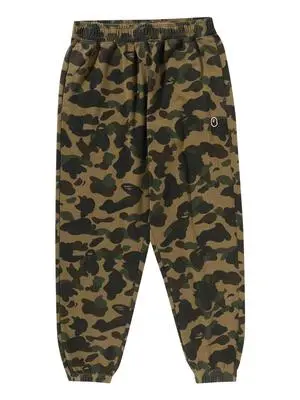 A BATHING APE 1st Camo One Point Relaxed Fit Sweatpants - Green