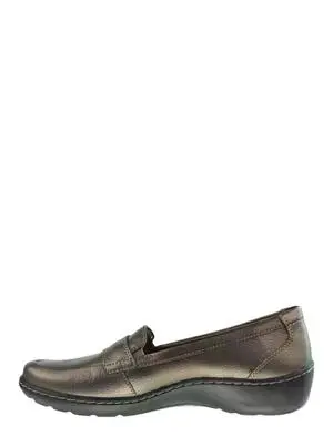 Clarks Cora Daisy Loafers - Brown