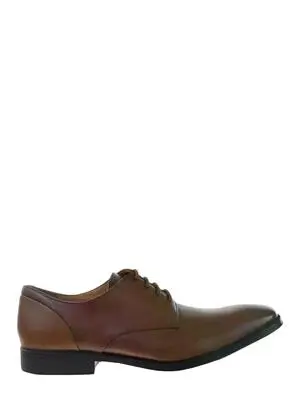 Clarks Gilman Plain Lace-up Shoes - Brown