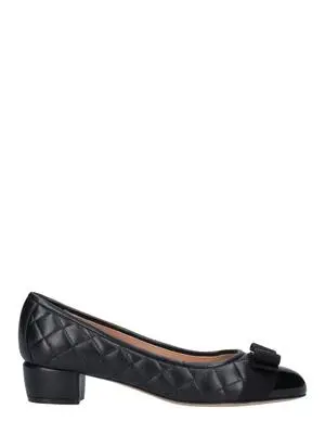 SALVATORE FERRAGAMO Vara Bow Pump