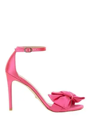 STUART WEITZMAN Nudistcurve Loveknot 100 Sandal - Fuchsia