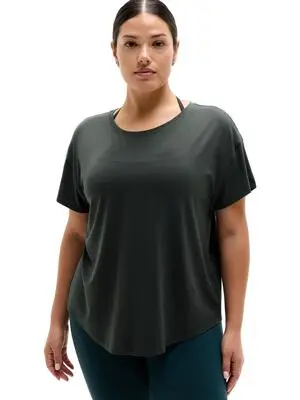 Athleta Relaxed Fit T-shirt - Elm