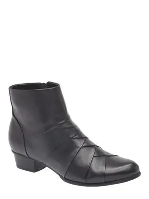 Regarde Le Ciel Stefany Block Heel Bootie Black/navy