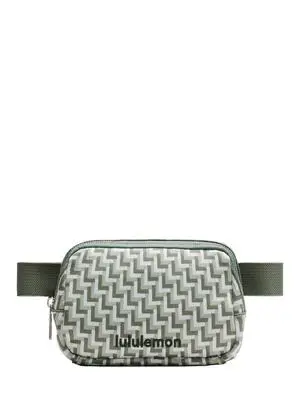 Lululemon Everywhere Belt Bag 1l - Grey Eucalyptus/jade Grey/peroxide