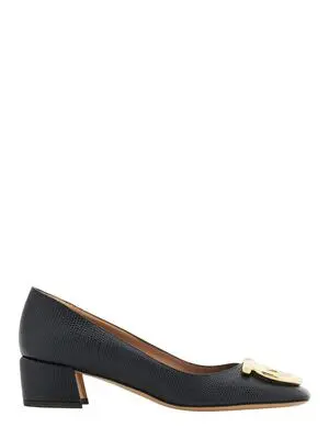 FERRAGAMO Low-heeled Pump With Maxi Gancio Detail - Black