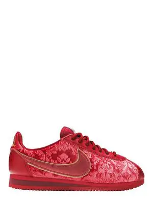 Nike Classic Cortez Se Velvet Sneakers - Red