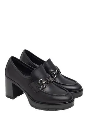 NEROGIARDINI Leather Loafer Pumps - Black