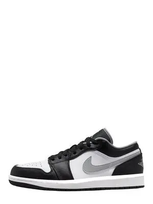 JORDAN 1 Low Sneakers - Black