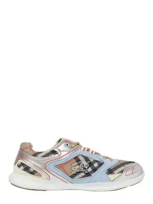Burberry Low Top Sneakers - Beige