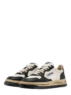 AUTRY Medalist Super Vintage Low Sneaker - White/black
