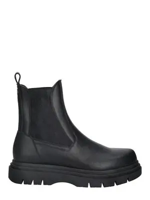 Guess Lug-sole Chelsea Boots - Black