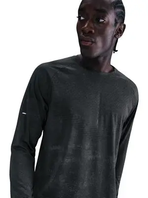 Nike Stride Dri-fit Adv Long-sleeve Running Top With Reflective Accents - Black