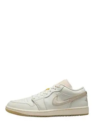 JORDAN 1 Low Se Shoes - White