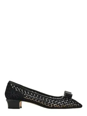 FERRAGAMO Vara Bow Macramé Lace Pumps - Black