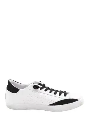 2 STAR Prime Star Sneakers - White