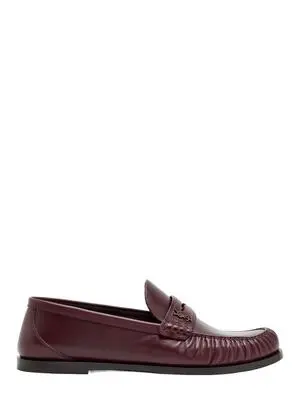 Saint Laurent Logo-plaque Leather Loafers - Burgundy