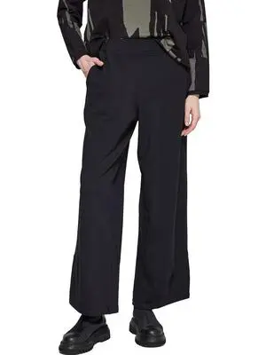 LUUKAA Cropped Darted Pants - Black