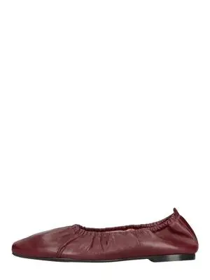 Pretty Ballerinas Rouched Square Toe Ballet Flat - Plum