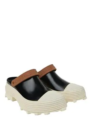 Camper Gender Inclusive Lab Traktori Convertible Clogs - Black Black
