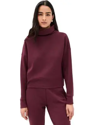 RHONE Dreamglow Mock Neck - Bordeaux Red