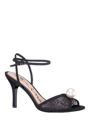 Nina Vyra Ankle Strap Sandal Black